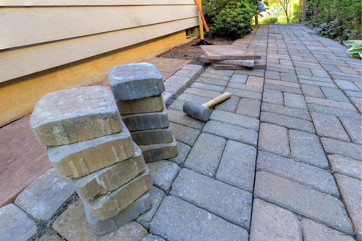 Master Hardscape Design: Expert Tips from Atlanta Kings